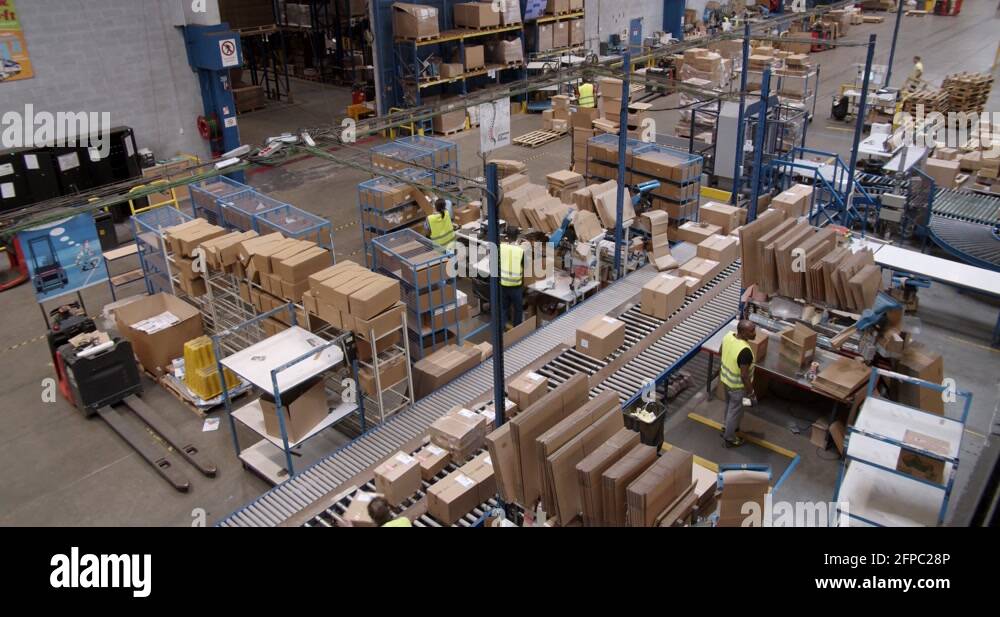 Boxes packaging Stock Videos & Footage - HD and 4K Video Clips - Alamy