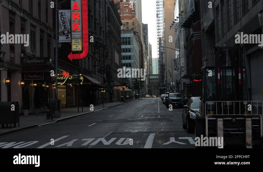 empty city times square, no people, midtown NYC manhattan 5 -25 -20 ...