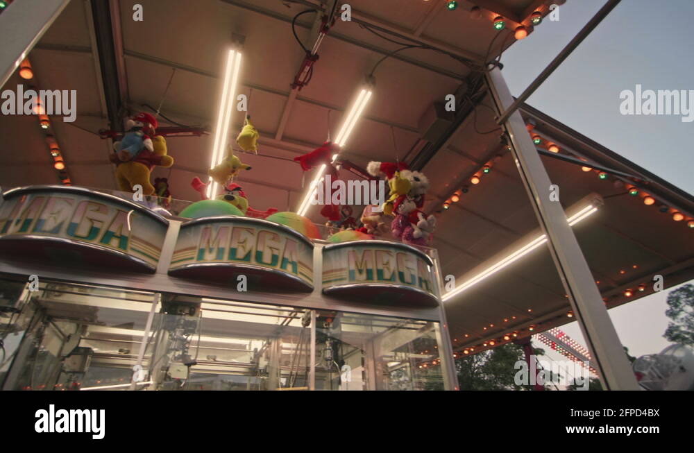 Fairground machines Stock Videos & Footage - HD and 4K Video Clips - Alamy