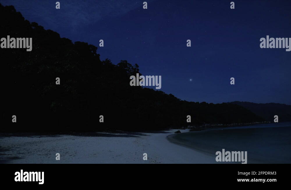Starry night beach Stock Videos & Footage - HD and 4K Video Clips - Alamy