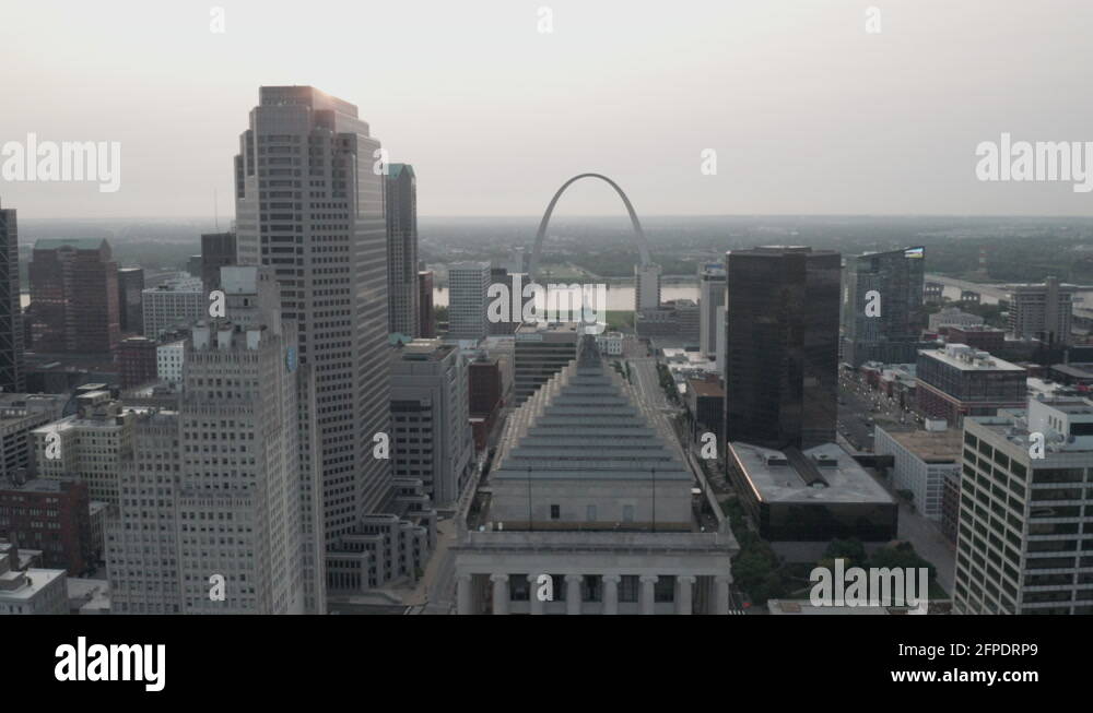 Downtown gateway arch Stock Videos & Footage - HD and 4K Video Clips ...
