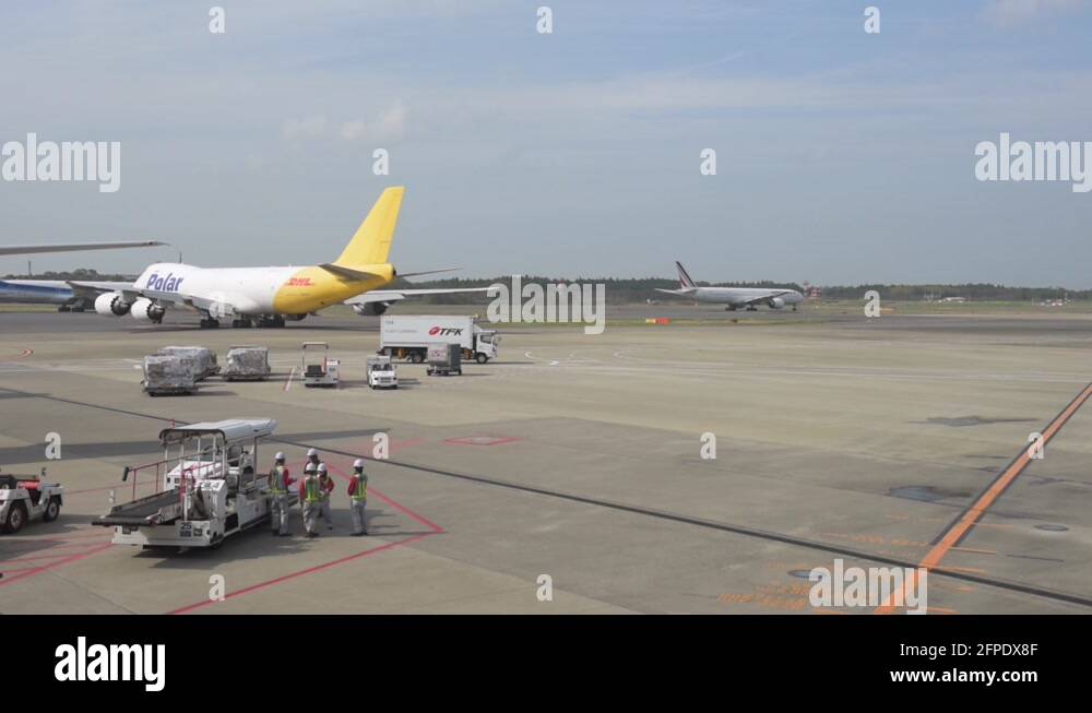 Boeing 747 aircraft unload Stock Videos & Footage - HD and 4K Video ...