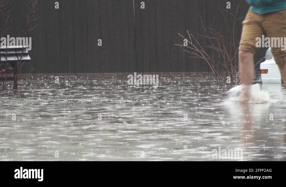 Flooding flooding flooding area Stock Videos & Footage - HD and 4K ...