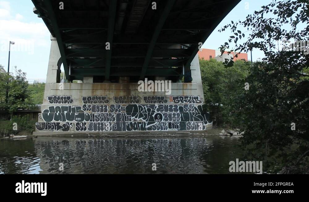 Graffiti bridge Stock Videos & Footage - HD and 4K Video Clips - Alamy