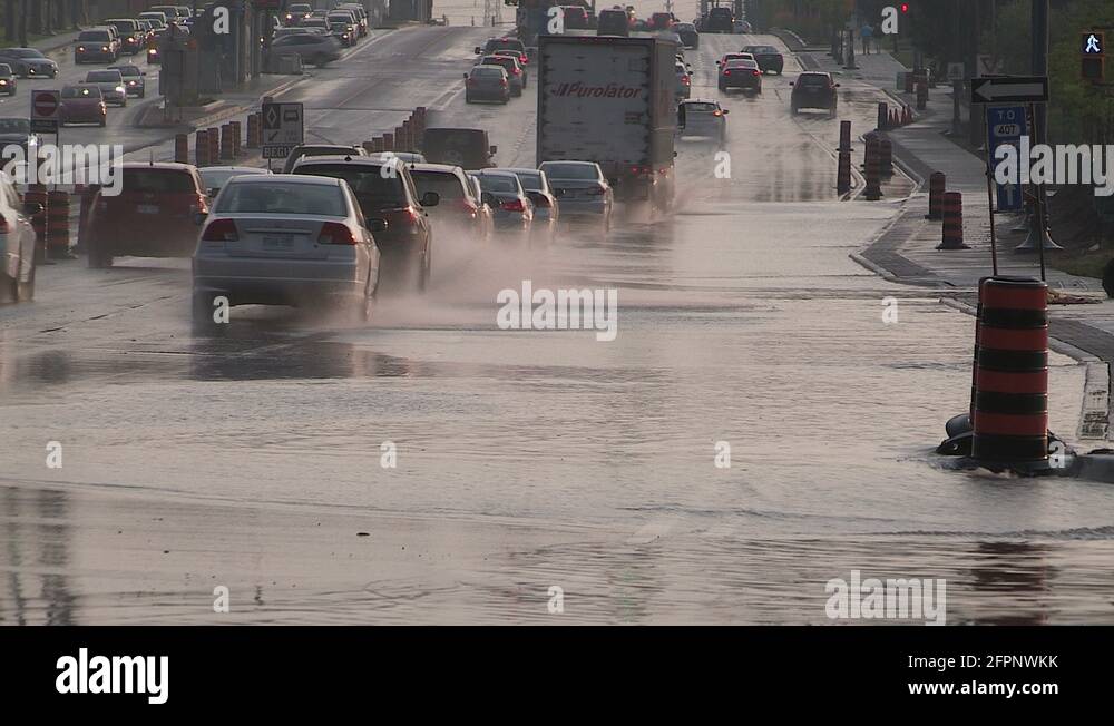 Flash flooding in Markham Ontario during severe thunderstorm and heavy ...