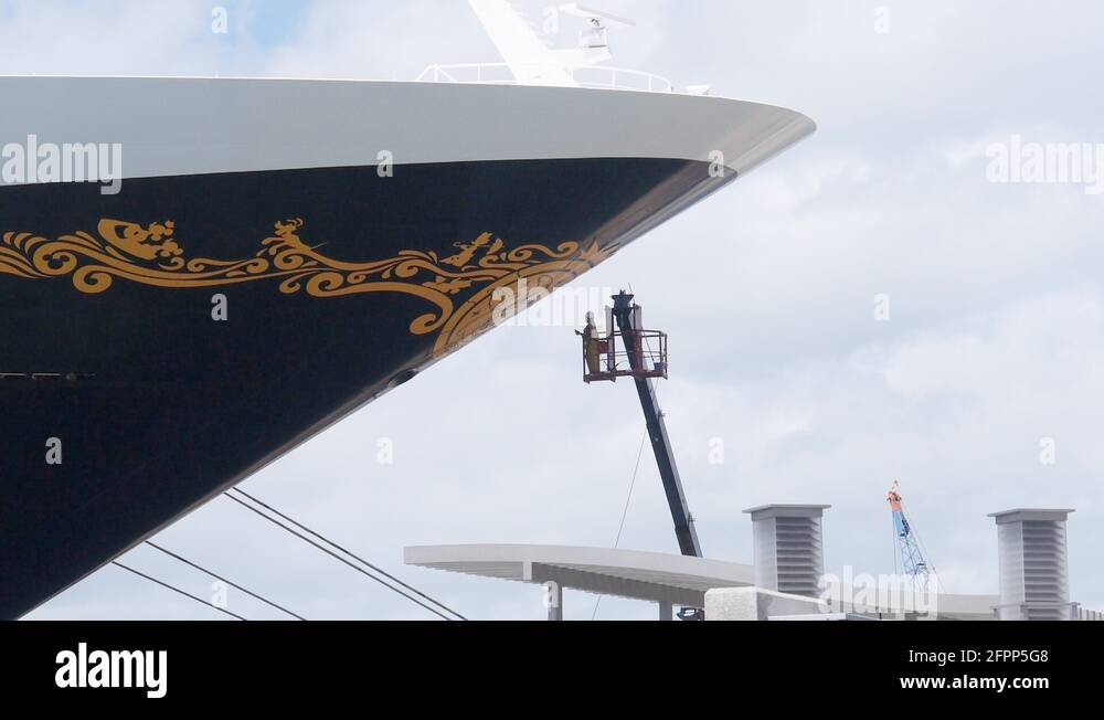 Disney fantasy cruise ship Stock Videos & Footage - HD and 4K Video ...