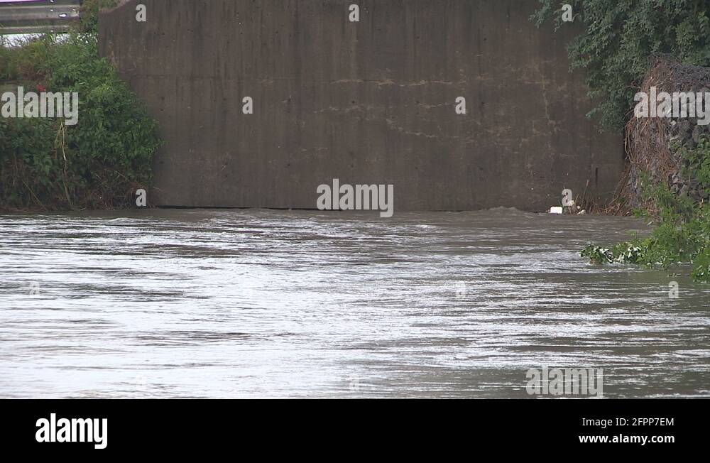 Flash flooding in Markham Ontario during severe thunderstorm and heavy ...