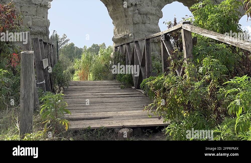 Aqueduct rome Stock Videos & Footage - HD and 4K Video Clips - Alamy