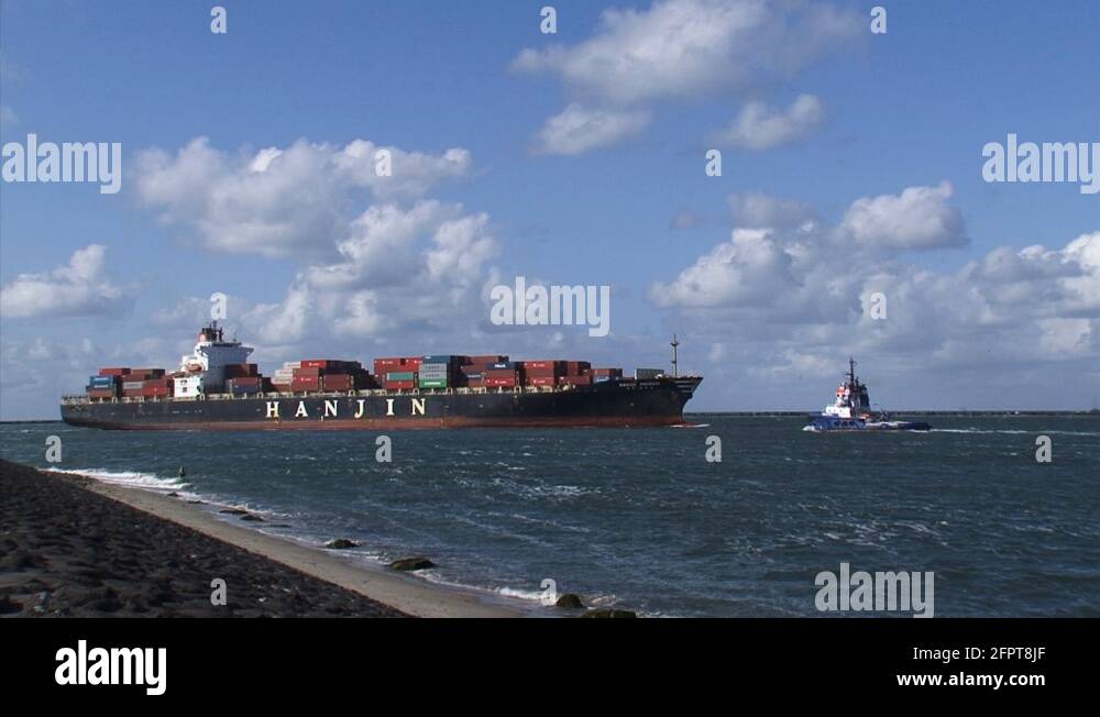 Ship vessel tug tugboat Stock Videos & Footage - HD and 4K Video Clips ...