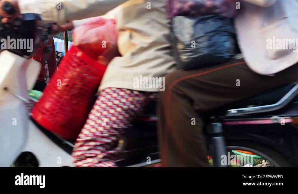 Vietnamese fair Stock Videos & Footage - HD and 4K Video Clips - Alamy