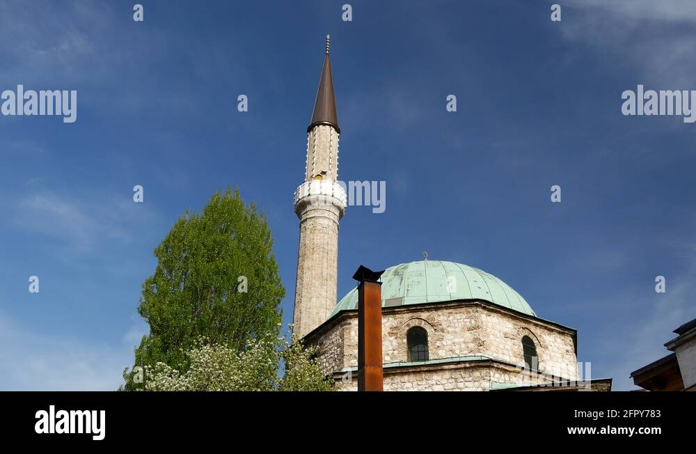 Bascarsijska dzamija Stock Videos & Footage - HD and 4K Video Clips - Alamy