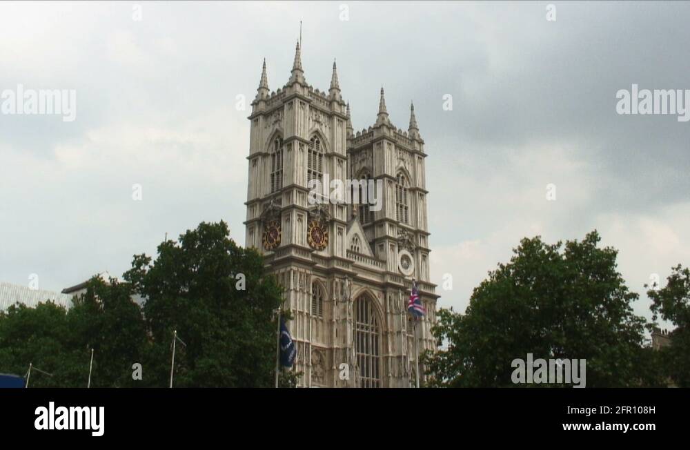 In abbey churches Stock Videos & Footage - HD and 4K Video Clips - Alamy