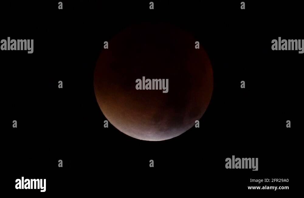 Supermoon total lunar eclipse Stock Videos & Footage - HD and 4K Video ...