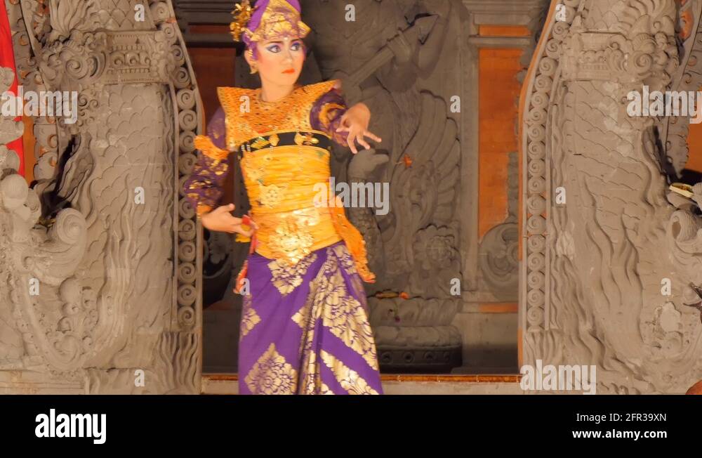 Female balinese dancer Stock Videos & Footage - HD and 4K Video Clips ...