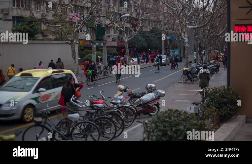 Shanghai and traffic light Stock Videos & Footage - HD and 4K Video ...
