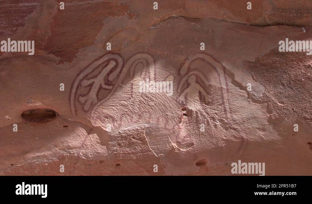 Aboriginal stone Stock Videos & Footage - HD and 4K Video Clips - Alamy