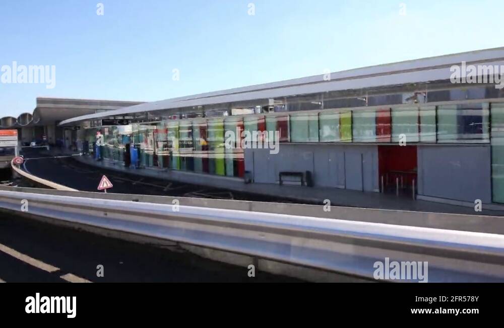 Car terminals Stock Videos & Footage - HD and 4K Video Clips - Alamy