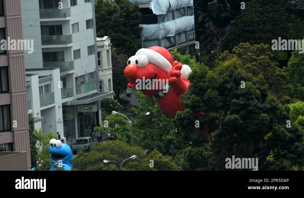 Elmo muppet Stock Videos & Footage - HD and 4K Video Clips - Alamy