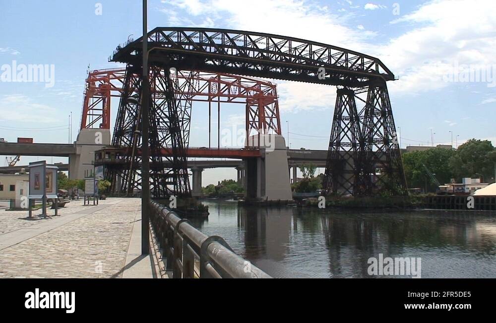 La boca bridge Stock Videos & Footage - HD and 4K Video Clips - Alamy