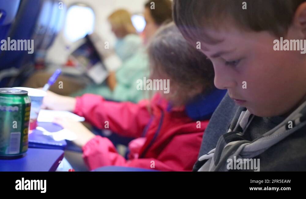 Cabin crew draw Stock Videos & Footage - HD and 4K Video Clips - Alamy