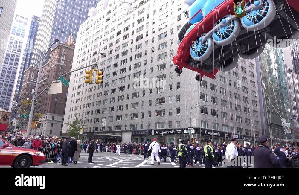 Balloon train Stock Videos & Footage - HD and 4K Video Clips - Alamy