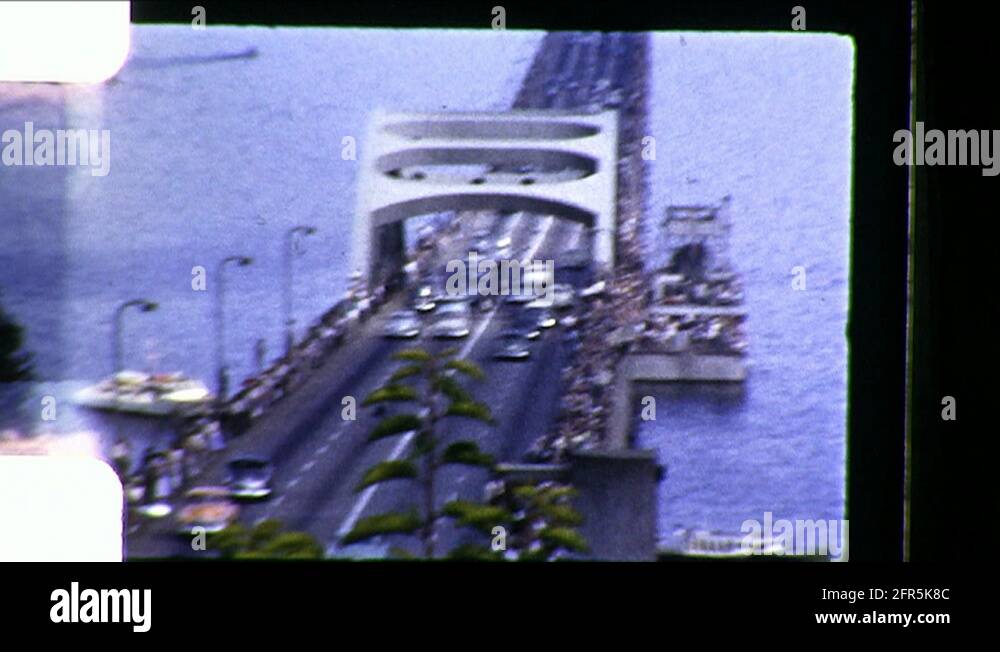 Route 520 bridge Stock Videos & Footage - HD and 4K Video Clips - Alamy