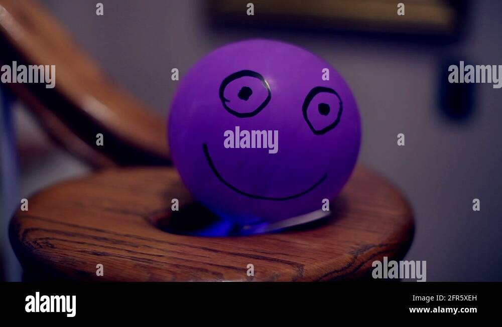 Balloon happy face Stock Videos & Footage - HD and 4K Video Clips - Alamy