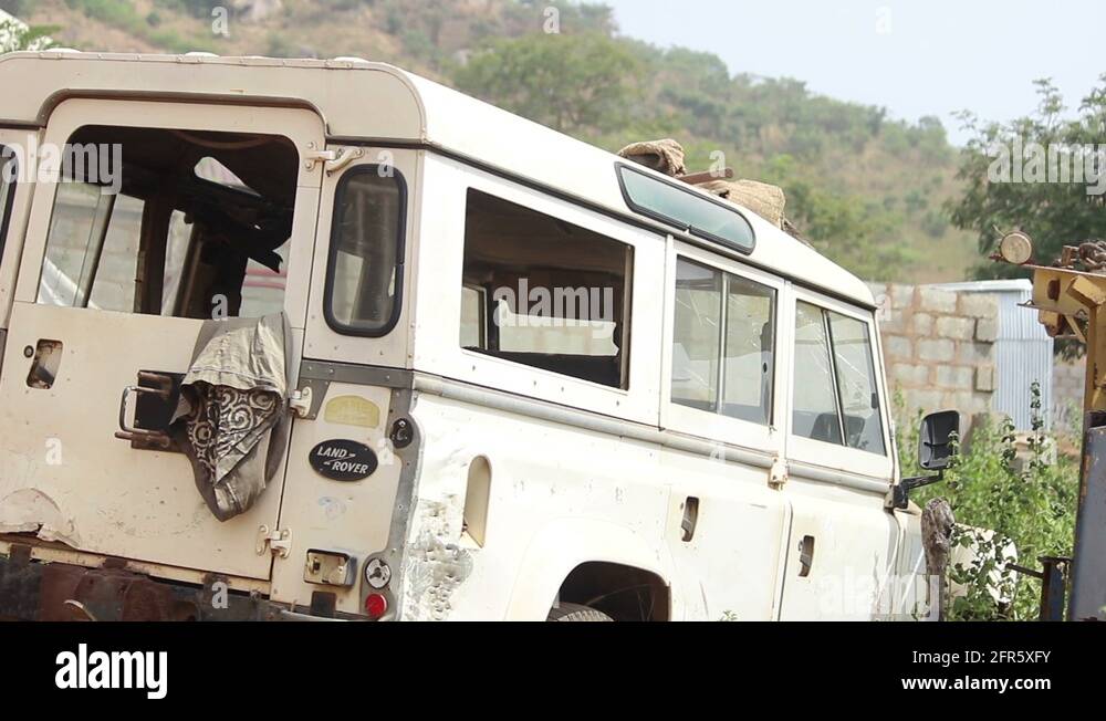 Abandoned land rover Stock Videos & Footage - HD and 4K Video Clips - Alamy