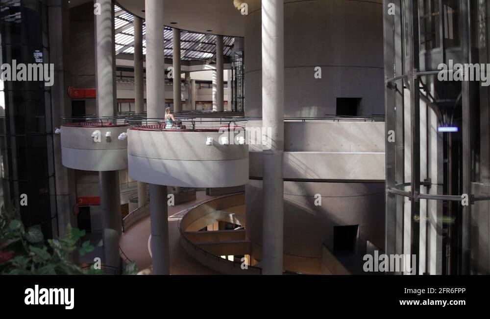 Bonaventure hotel lobby Stock Videos & Footage - HD and 4K Video Clips ...