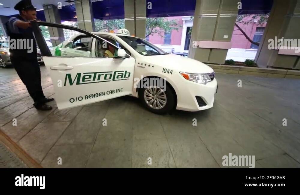 Cab fleet Stock Videos & Footage - HD and 4K Video Clips - Alamy