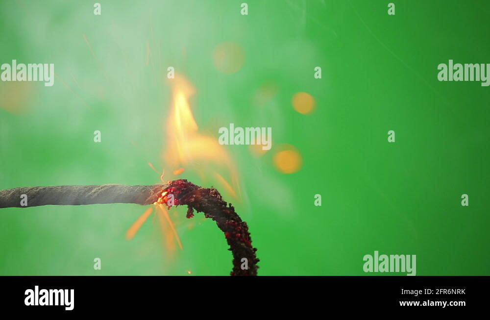Green fuse Stock Videos & Footage - HD and 4K Video Clips - Alamy