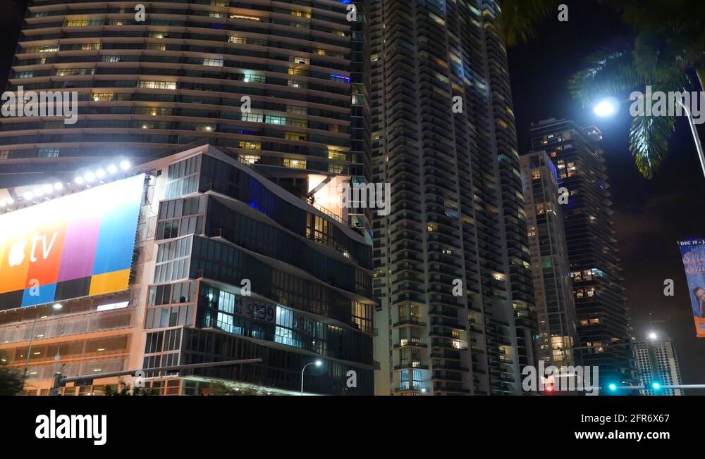 City scene buildings Stock Videos & Footage - HD and 4K Video Clips - Alamy