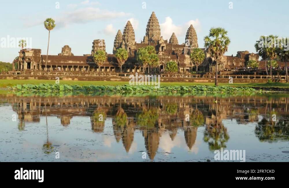 Pool moat Stock Videos & Footage - HD and 4K Video Clips - Alamy