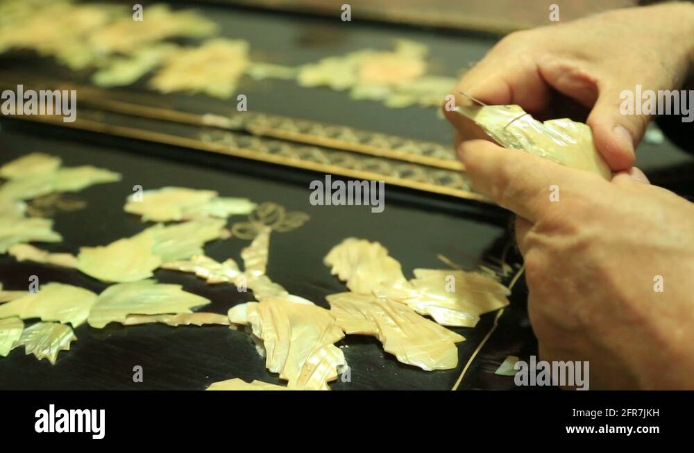 Islamic wood carving Stock Videos & Footage - HD and 4K Video Clips - Alamy