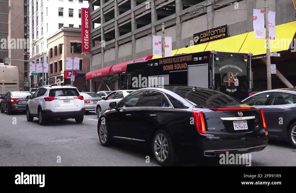 Bomb squad truck Stock Videos & Footage - HD and 4K Video Clips - Alamy
