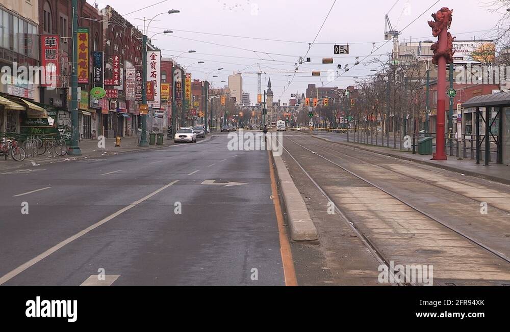 Police officers at shooting murder crime scene in Chinatown downtown ...