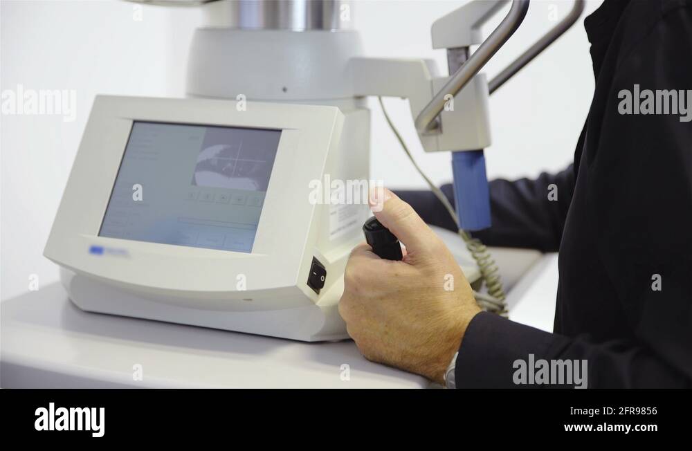 Push switch Stock Videos & Footage - HD and 4K Video Clips - Alamy