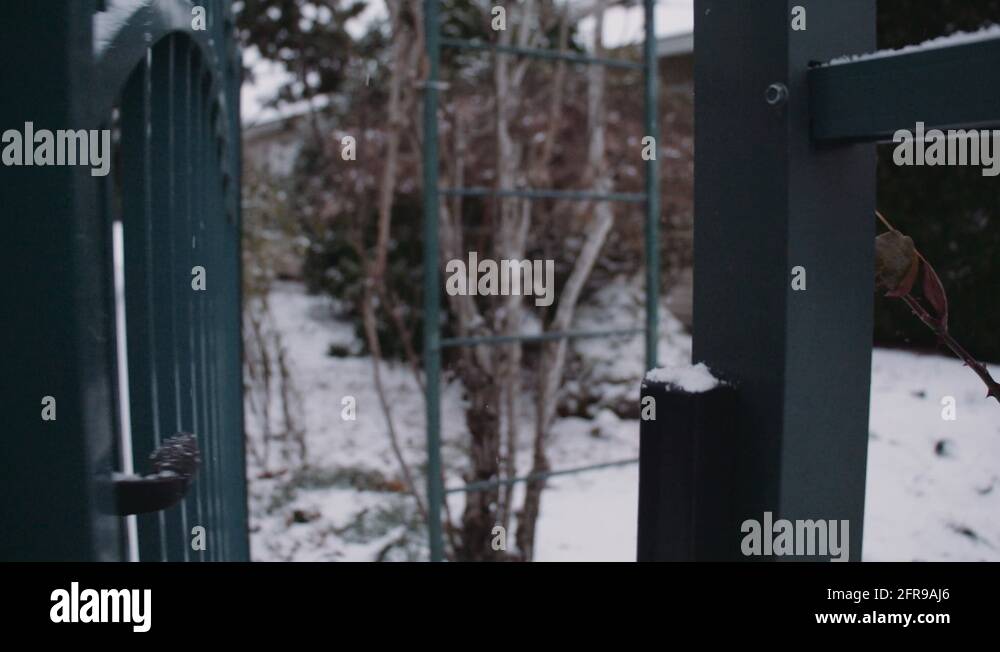 Falling gate Stock Videos & Footage - HD and 4K Video Clips - Alamy