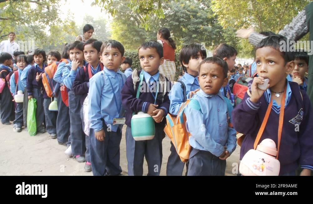 Children standing line Stock Videos & Footage - HD and 4K Video Clips ...