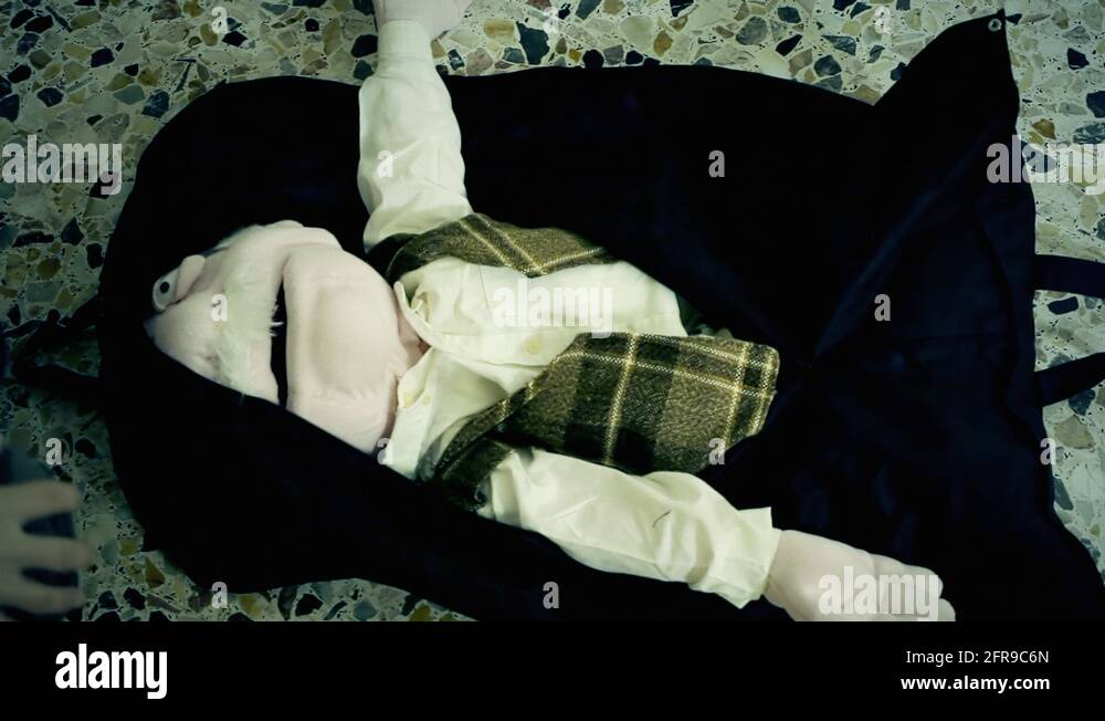 Crime scene puppet cadaver body bag Stock Video Footage - Alamy