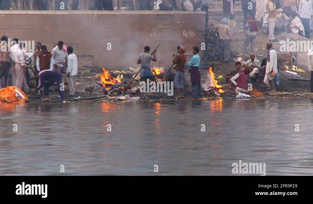 Funeral pyre varanasi Stock Videos & Footage - HD and 4K Video Clips ...