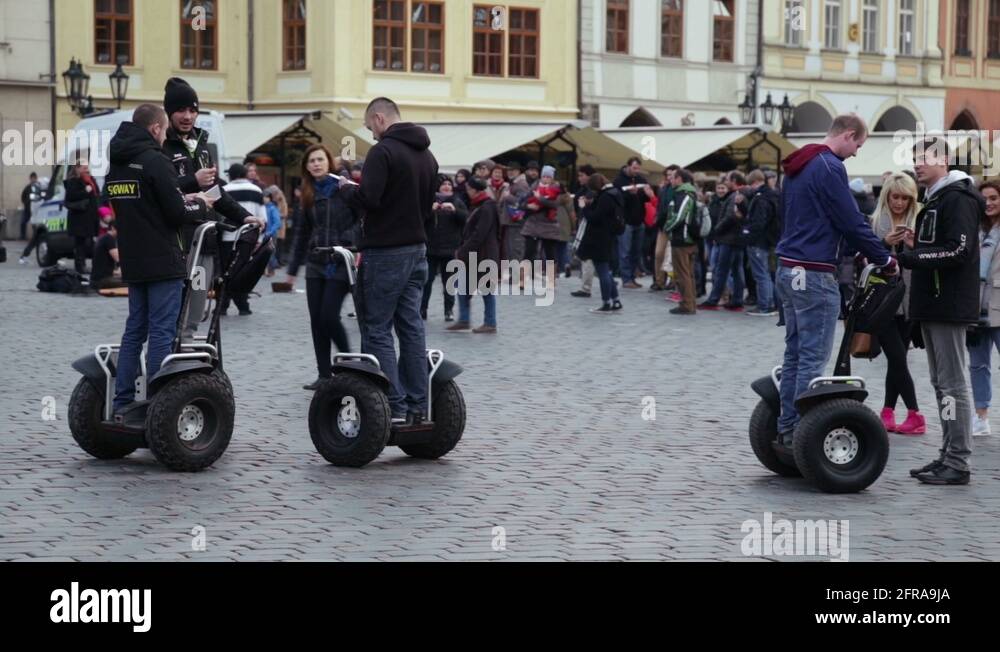 Square wheels Stock Videos & Footage - HD and 4K Video Clips - Alamy