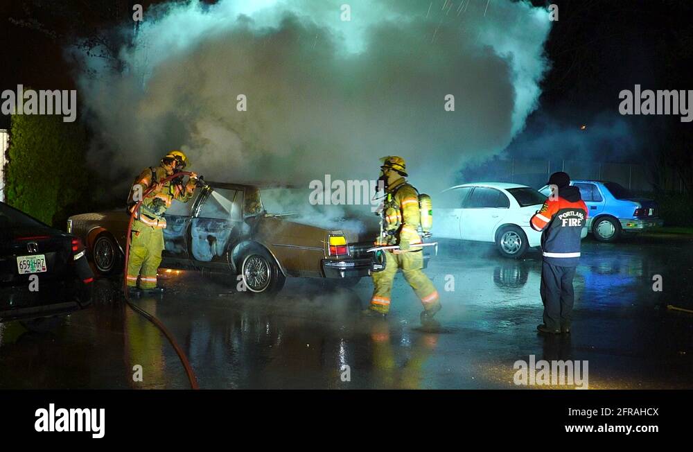 Car fire scene Stock Videos & Footage - HD and 4K Video Clips - Alamy