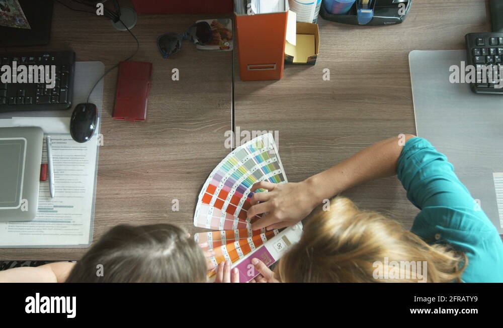 Two color cards Stock Videos & Footage - HD and 4K Video Clips - Alamy