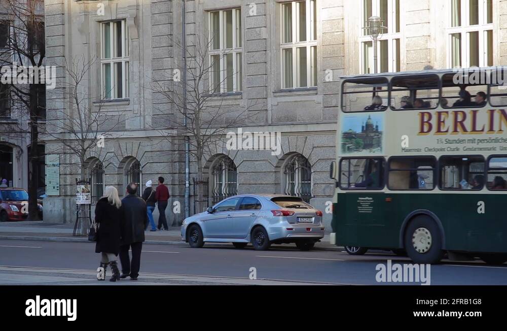 Bus tour berlin Stock Videos & Footage - HD and 4K Video Clips - Alamy