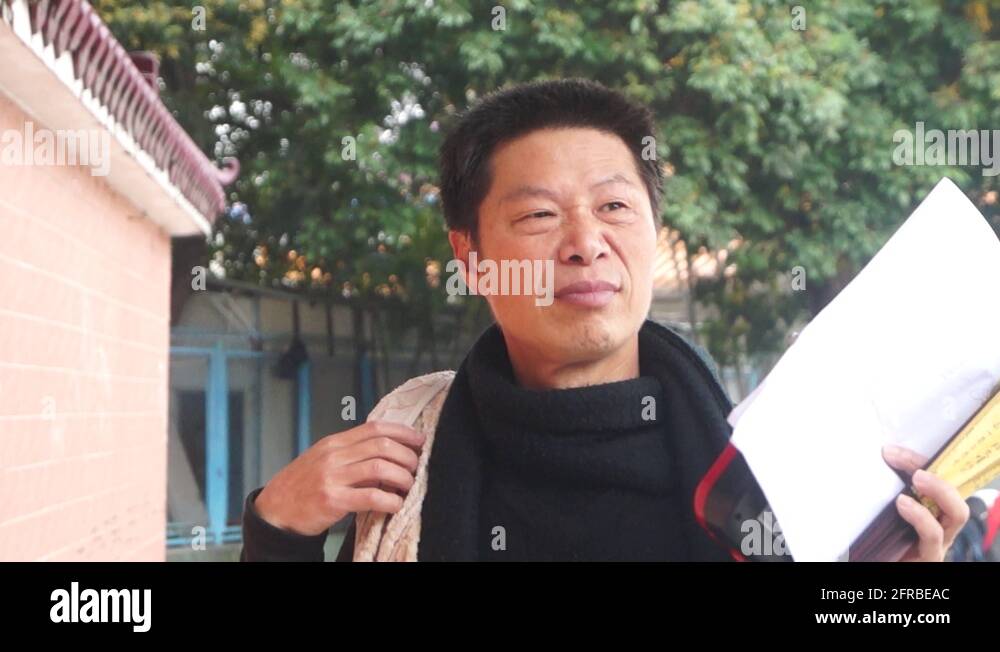 Entertain man Stock Videos & Footage - HD and 4K Video Clips - Alamy