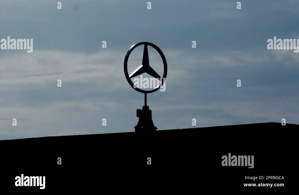 Mercedes symbol Stock Videos & Footage - HD and 4K Video Clips - Alamy