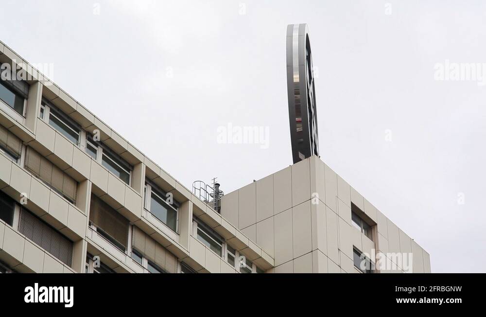 Bayer company logo Stock Videos & Footage - HD and 4K Video Clips - Alamy