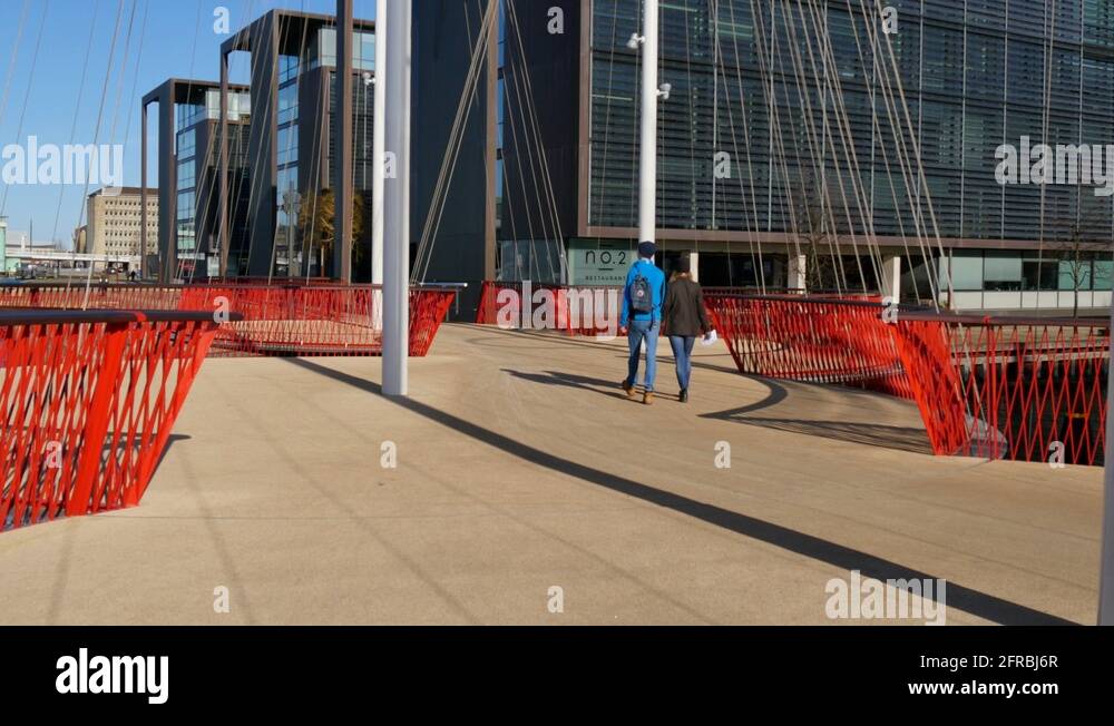 Circular platforms Stock Videos & Footage - HD and 4K Video Clips - Alamy