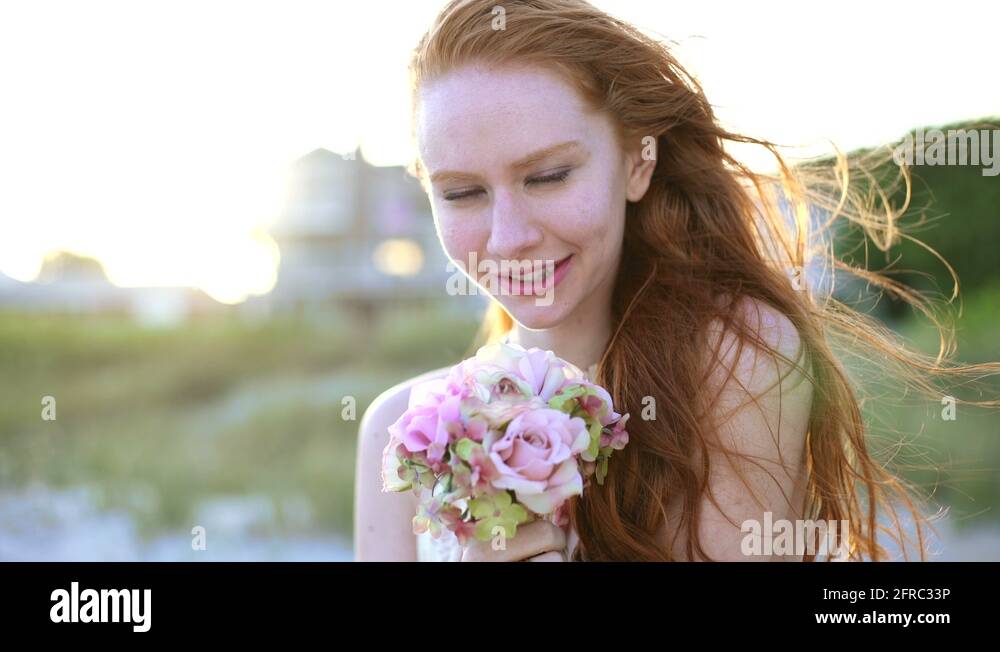Female Redhead Beach Stock Videos And Footage Hd And 4k Video Clips Alamy